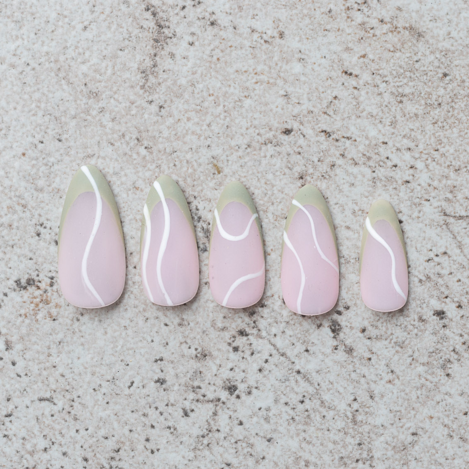 Press On Nails – Luminous Nails