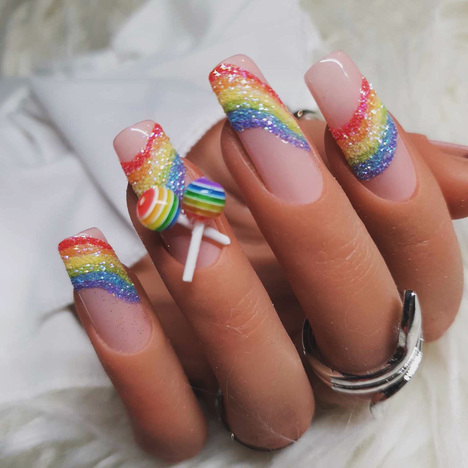 Press On Nails – Luminous Nails