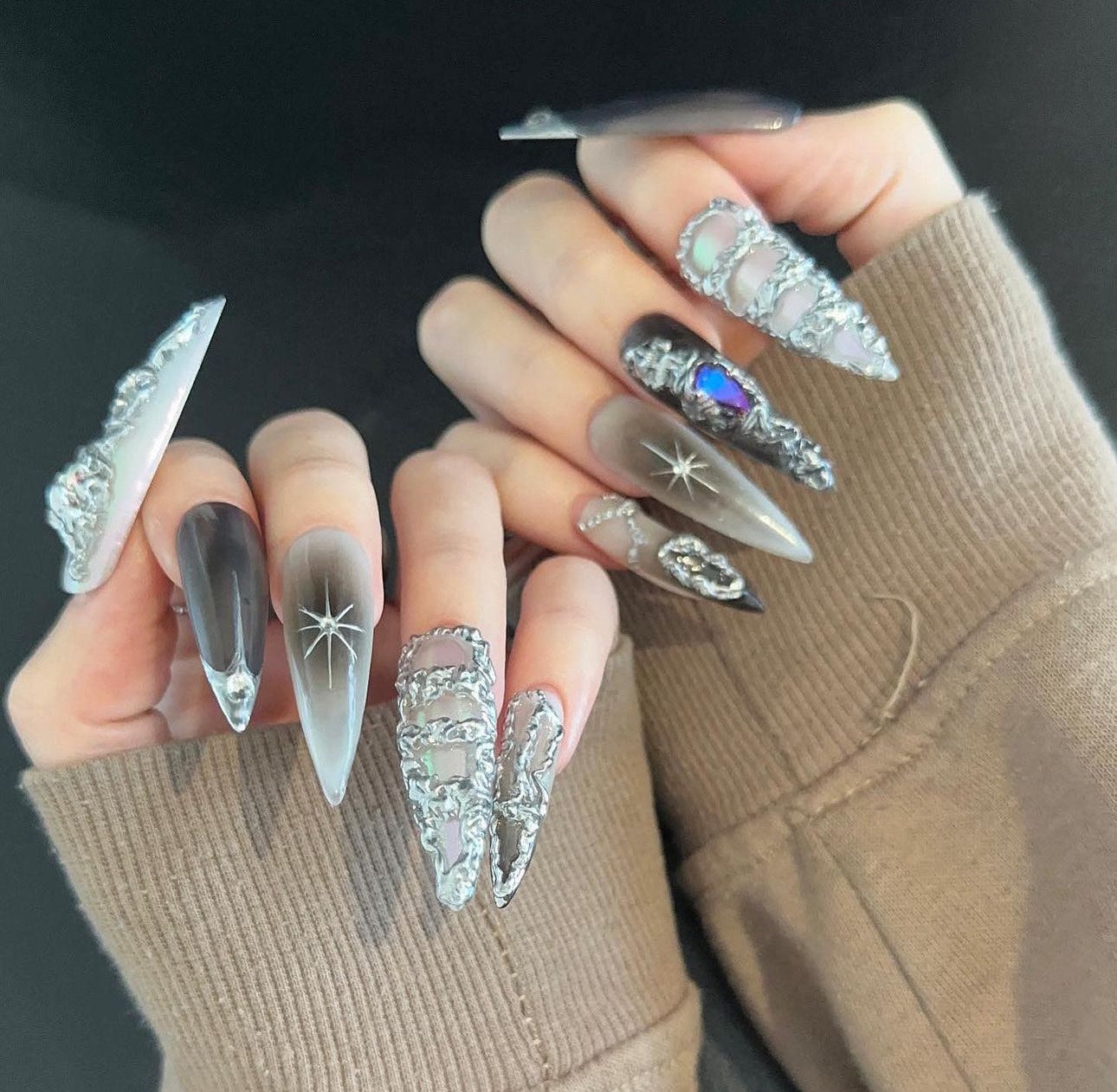 Press On Nails – Luminous Nails